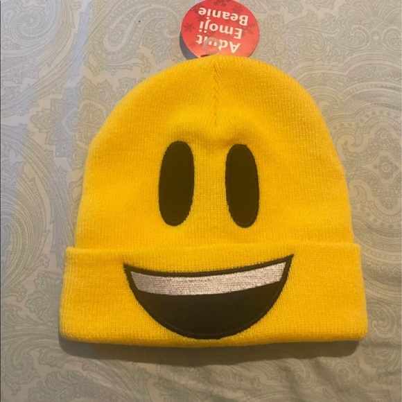 Accessories | Smiley Face Emoji Beanie Hat | Poshmark